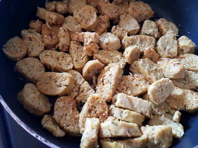 Mooli Muthia Recipe | Healthy Steamed Snack | Eggless Cooking