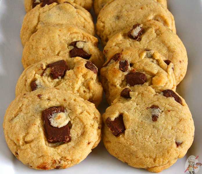 Vegan Insomnia Cookies Recipe | Chocolate Chunk Cookies